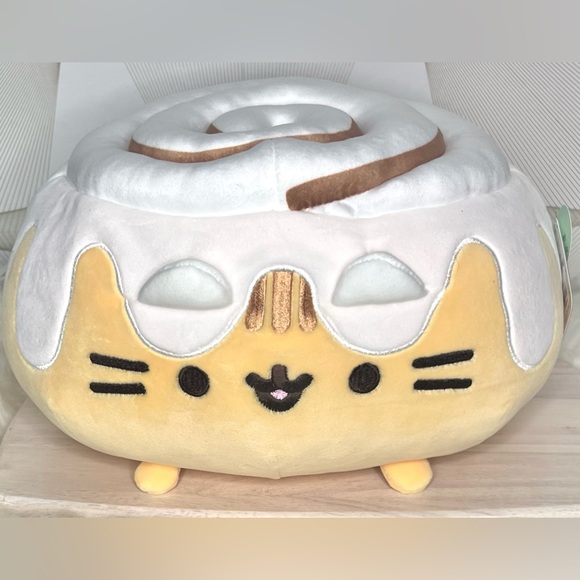 Gund | Toys | Pusheen Cat Cinnamon Roll 1 Nwt | Poshmark